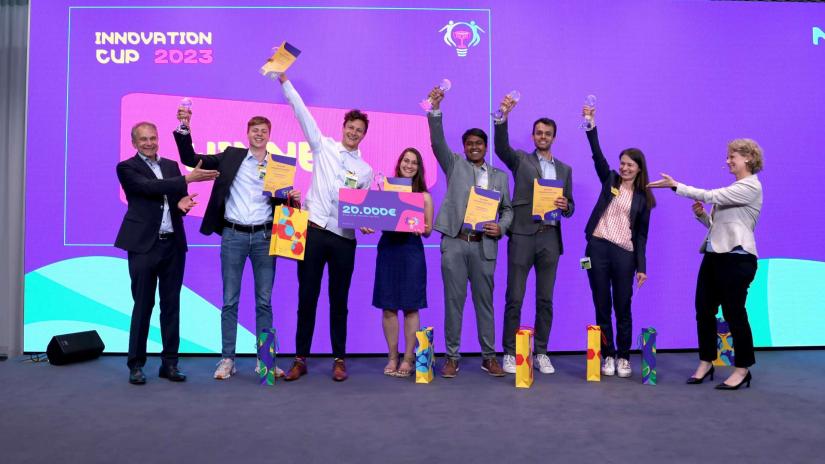 PhD student's team wins top prize at Merck KGaA Innovation Cup | Hub