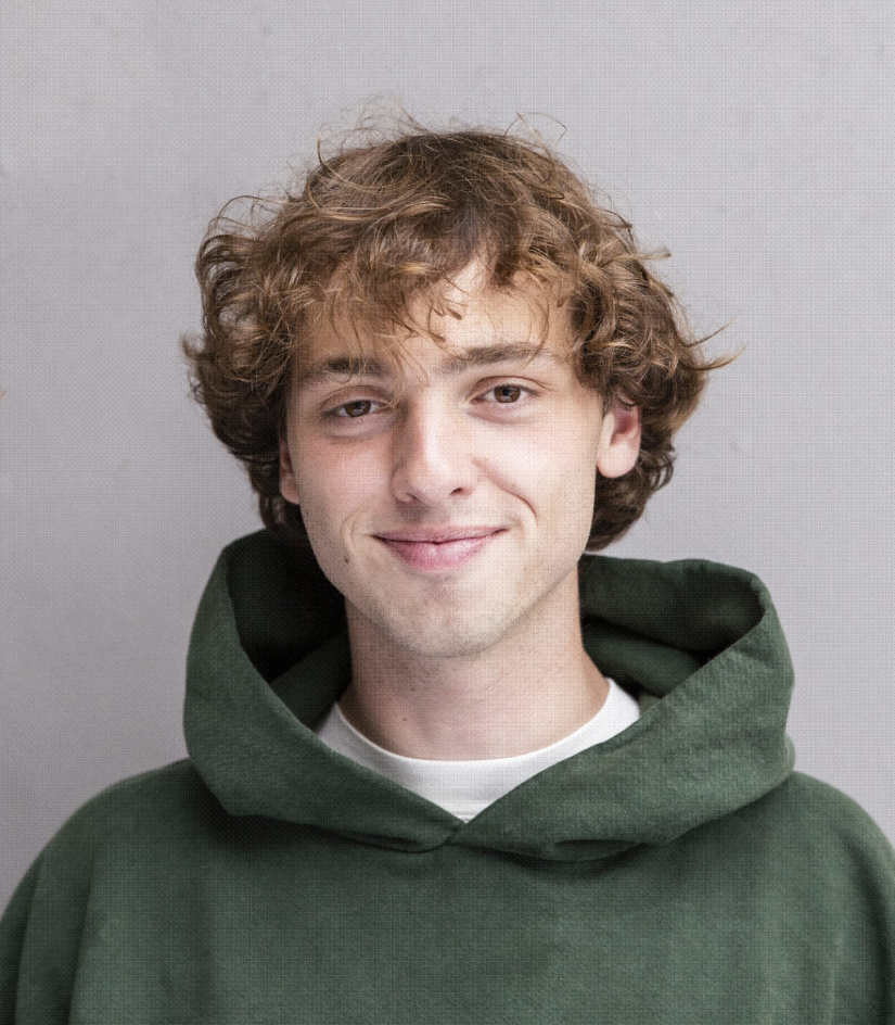 Birds aren't real* | Hub