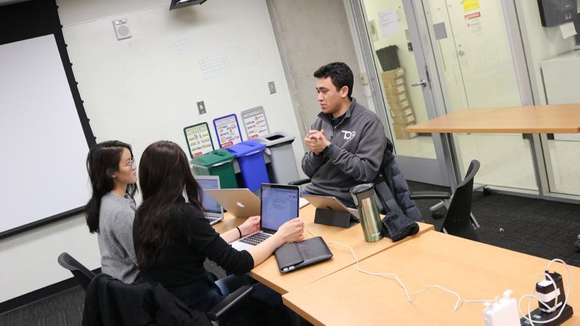 Student-run incubator gets startups off the ground | Hub
