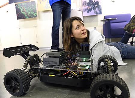 Robots fly, swim, fetch, drive at Johns Hopkins student project demos | Hub
