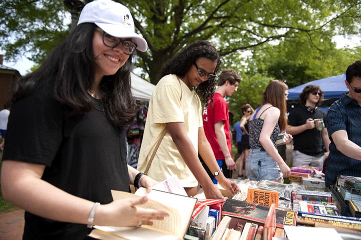 Finally! Spring is in the air at Hopkins | Hub