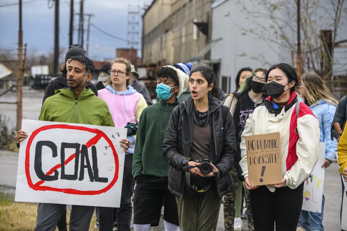 Students support environmental justice efforts in South Baltimore | Hub