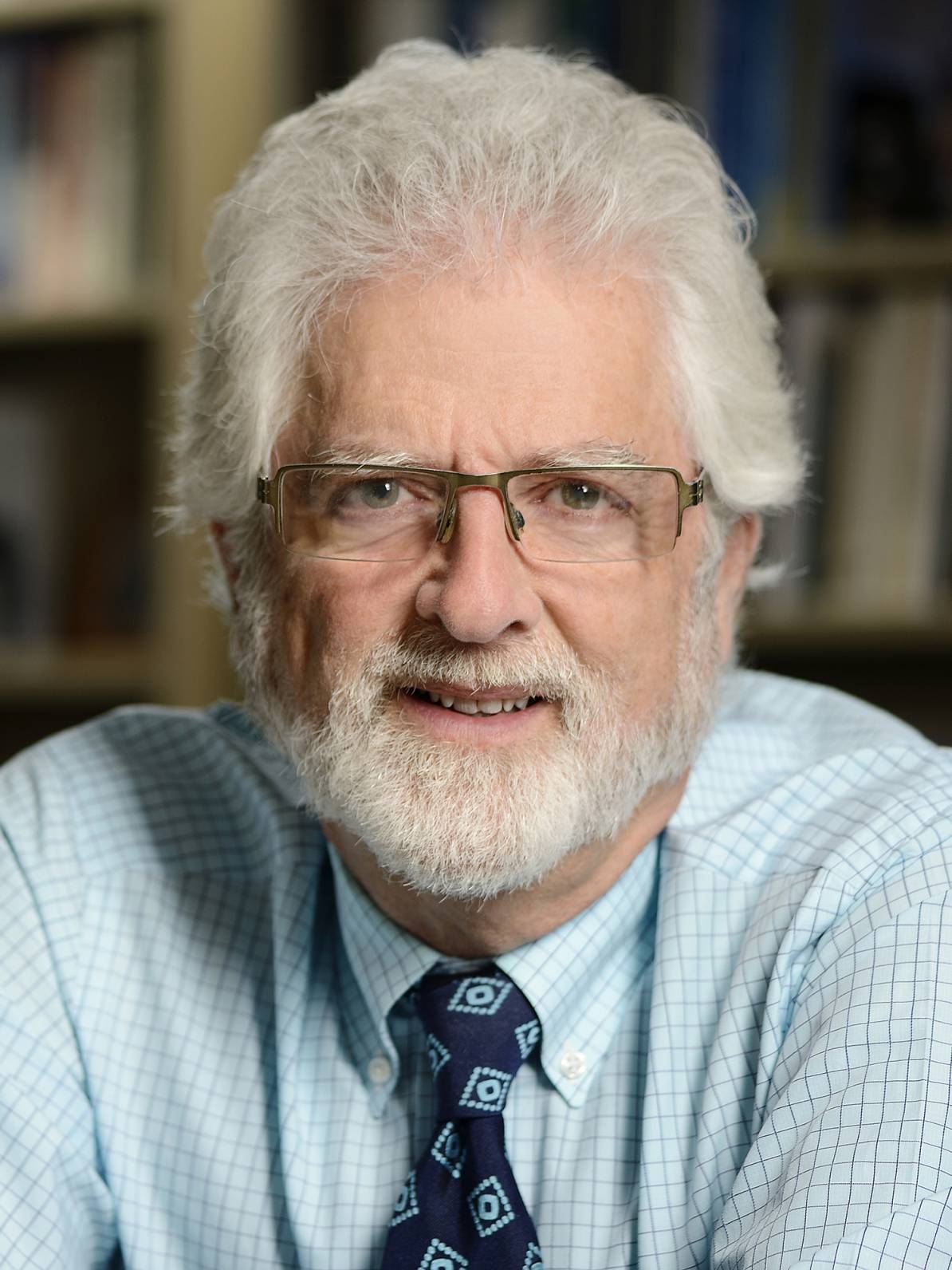 Educated women increasingly likely to have first baby before marriage | Hub