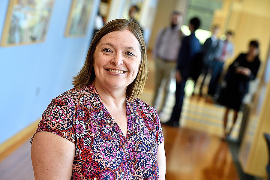 Tracy Carter helps Carey's future grads feed their souls | Hub