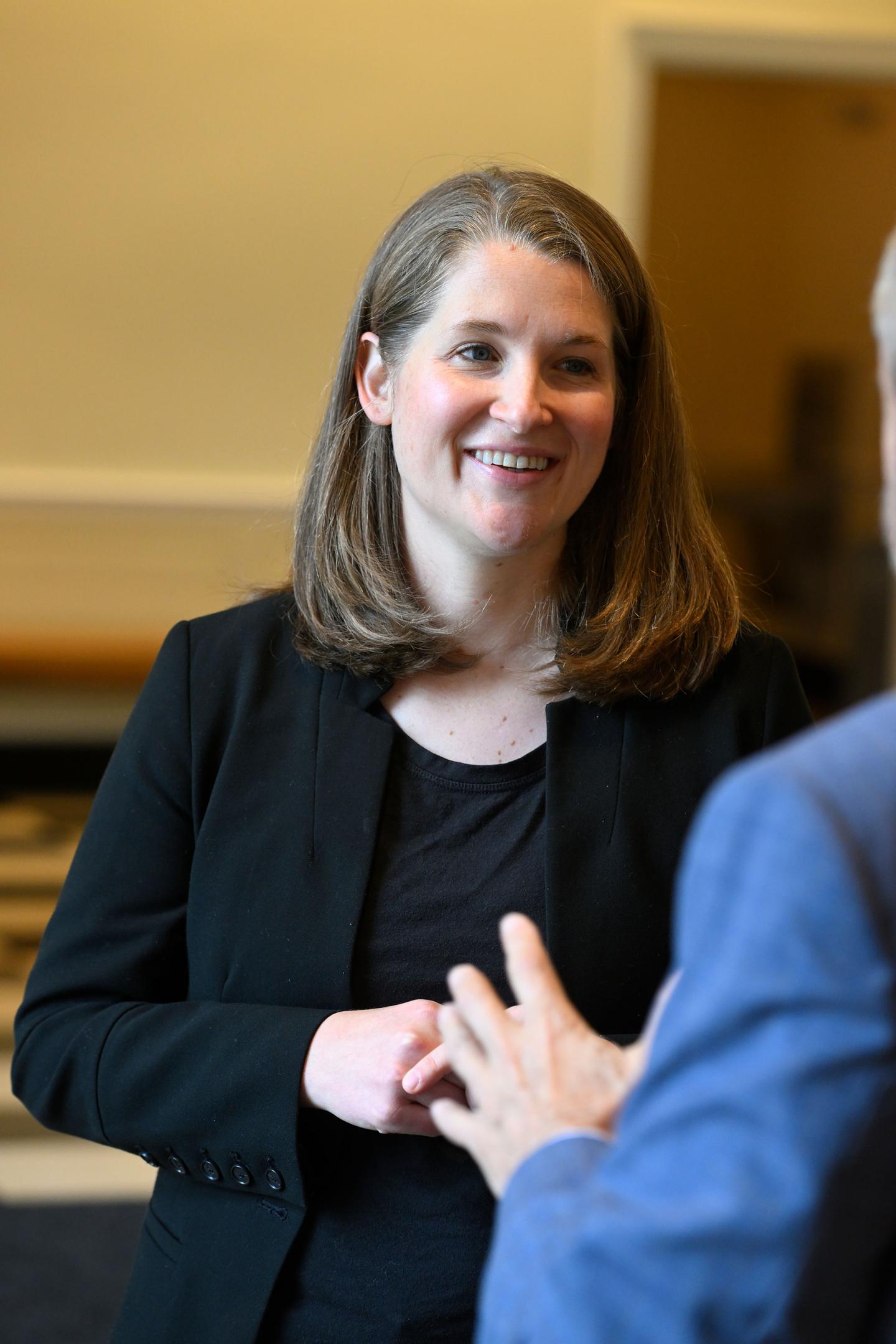 R-Ladies Baltimore provides a space for women programmers | Hub