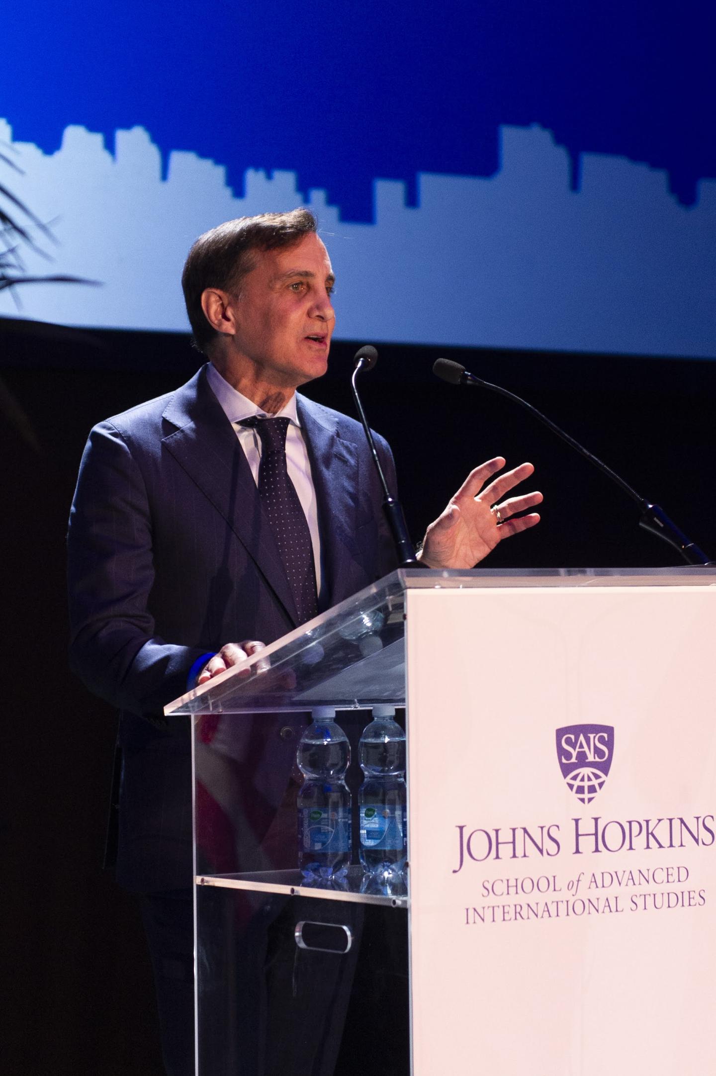 SAIS Europe welcomes new rector Renaud Dehousse | Hub