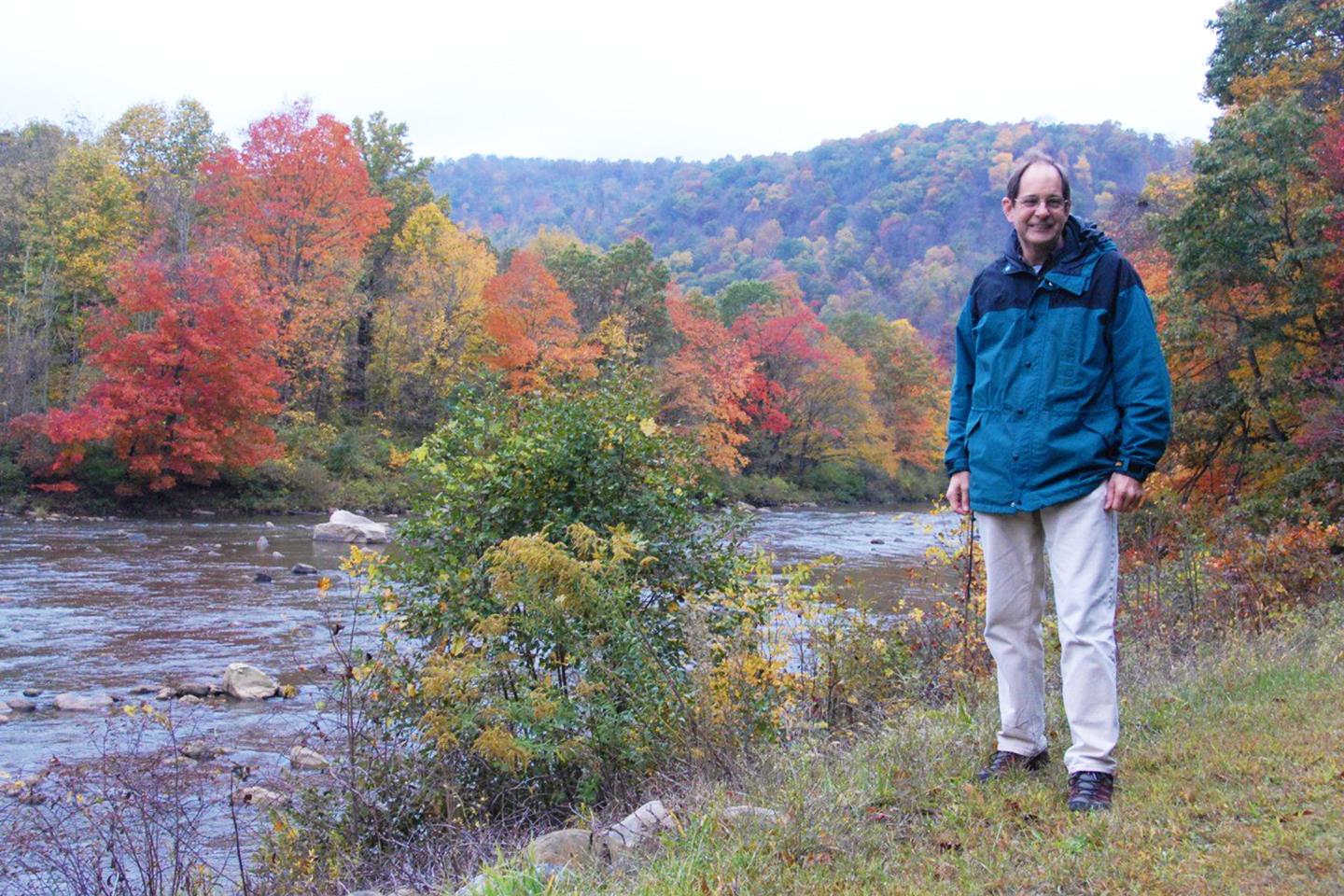 Ed Bouwer, longtime chair of geography and environmental engineering ...