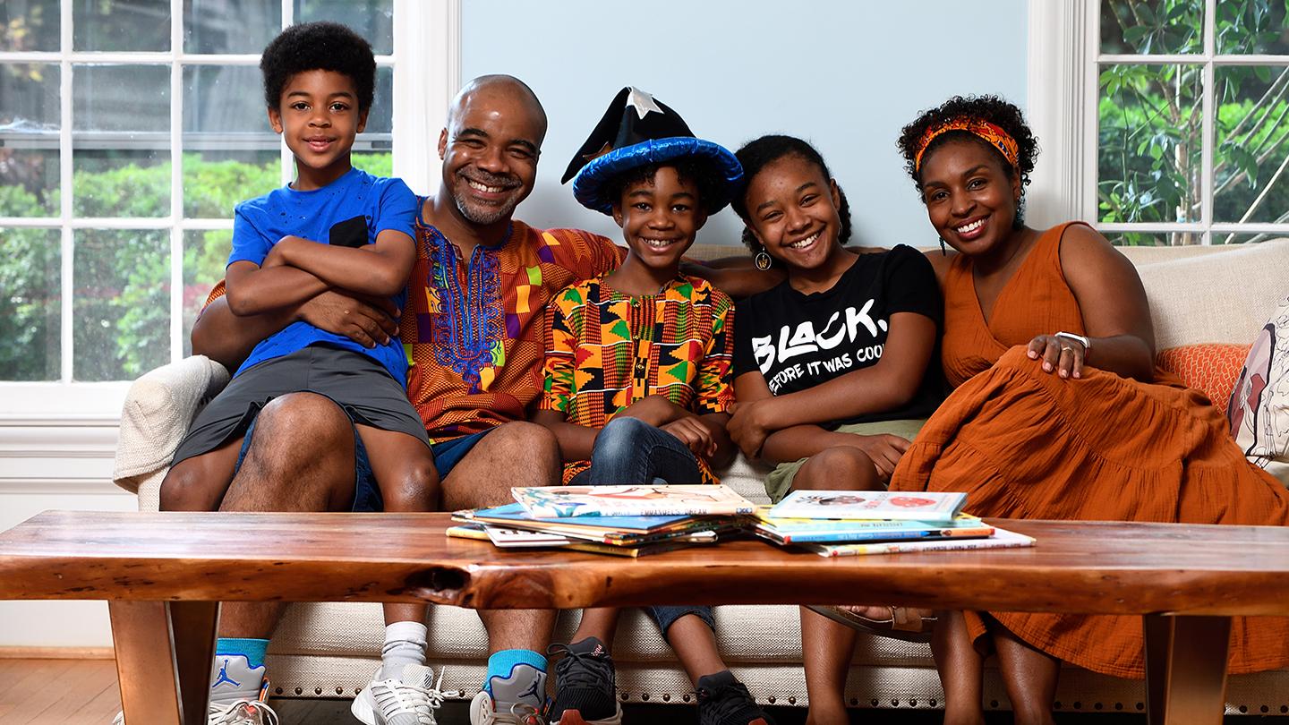 The family that reads together | Hub