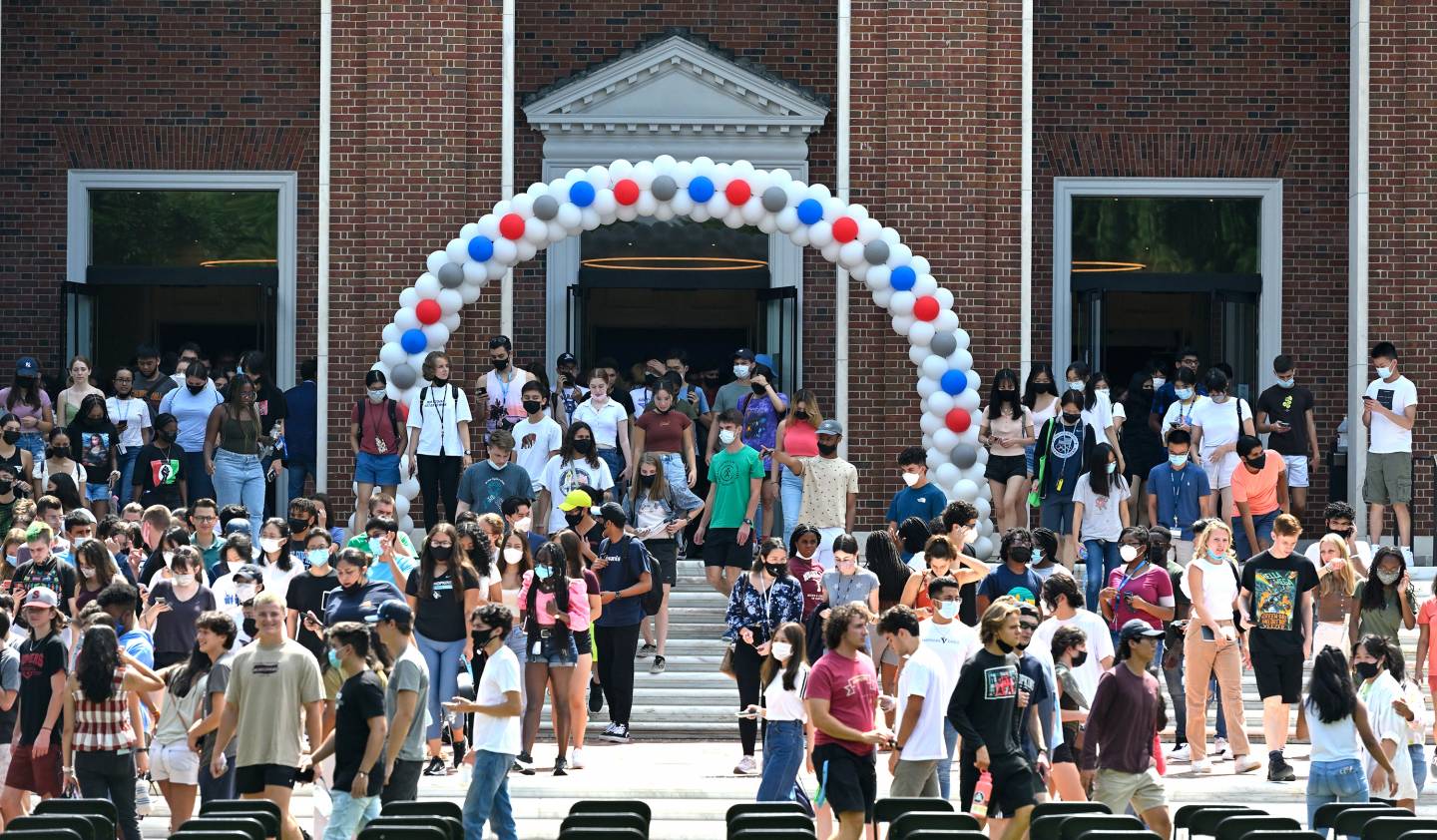 New students get crash course on threats that imperil democracy | Hub