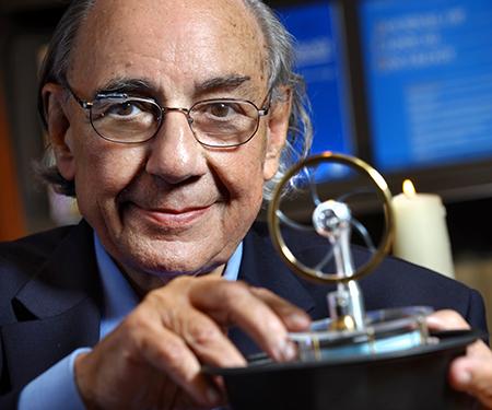 Johns Hopkins cancer pioneer Donald Coffey dies at 85 | Hub