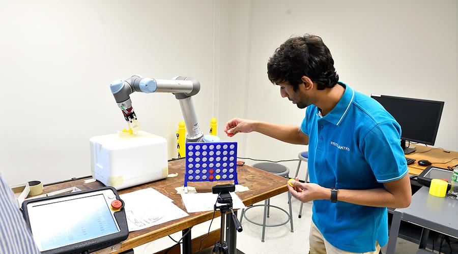 Game time: Robotics students showcase robots that drive, fly, and play ...