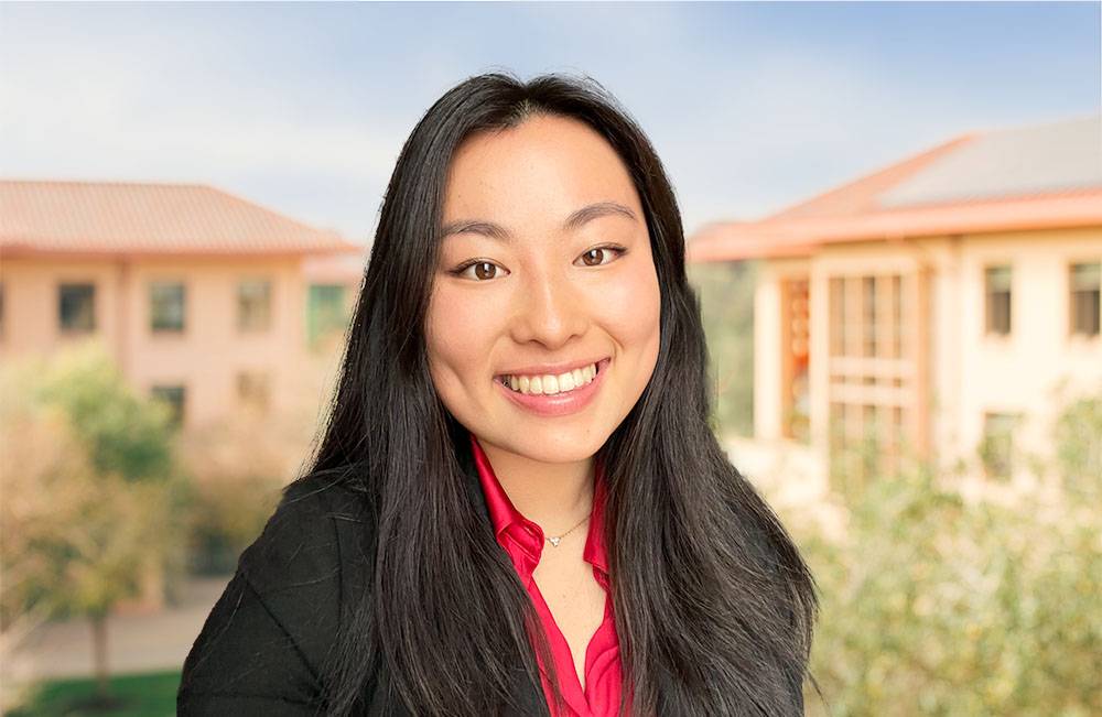 Two alumni awarded nationally renowned Knight-Hennessy Scholarships | Hub