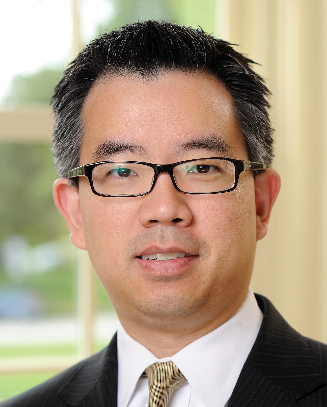 Phil Tang named vice provost for academic services | Hub