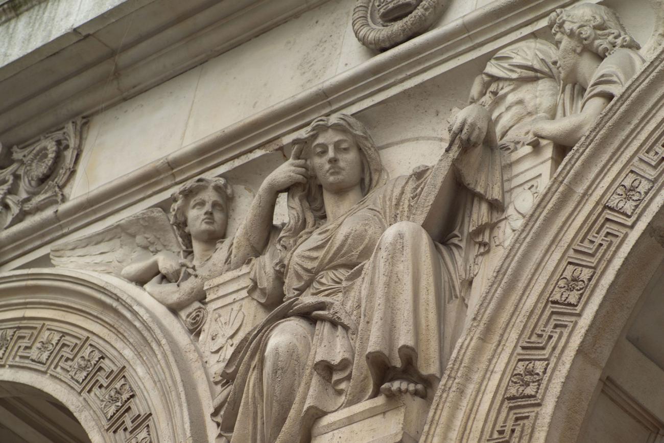 Funding humanities | Hub