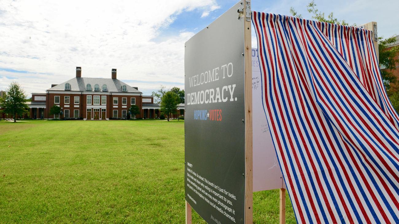 Interactive voting booth asks students why voting matters | Hub