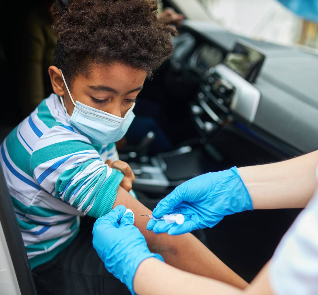 The benefits and risks of COVID-19 vaccines for kids | Hub