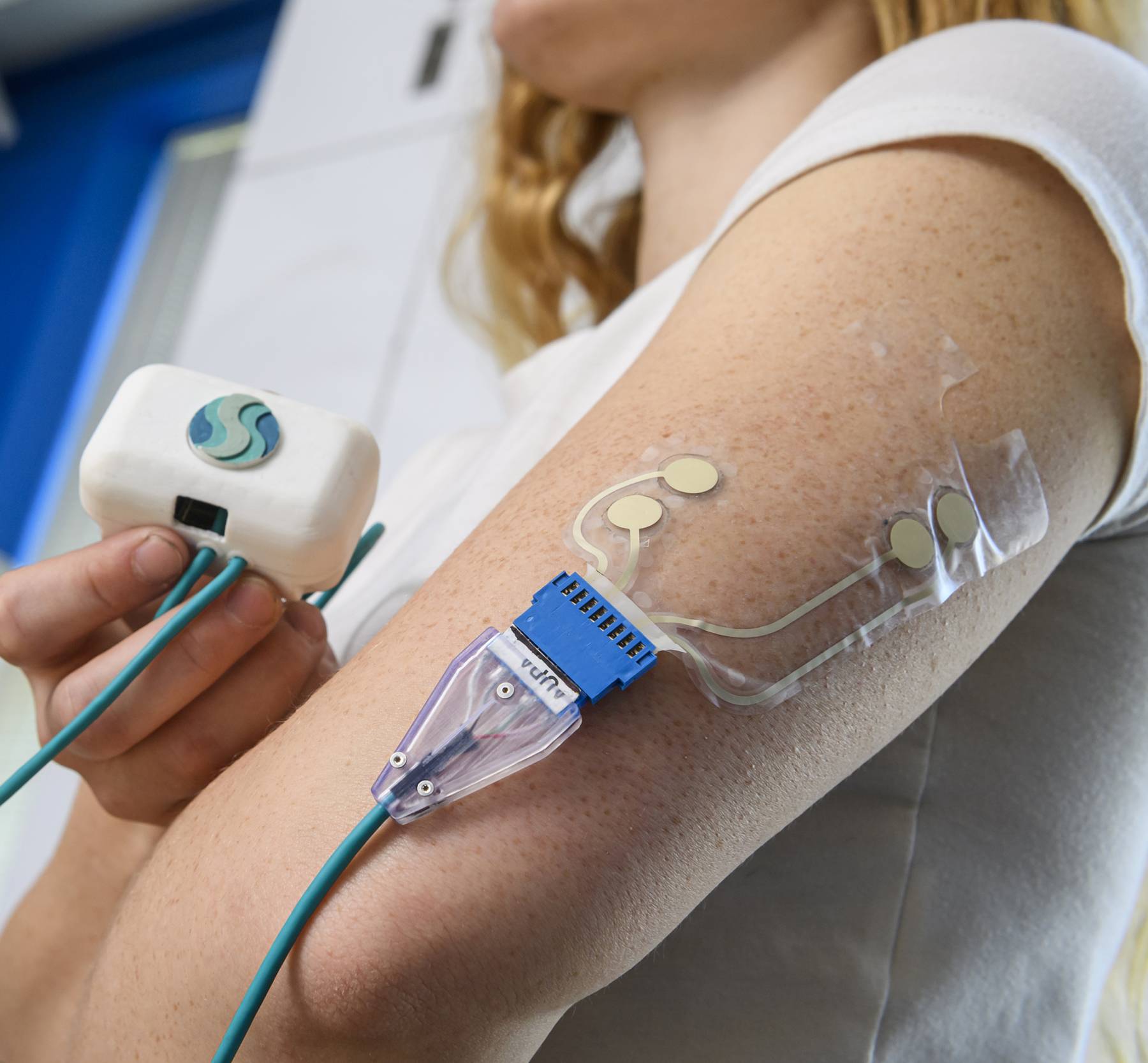 Johns Hopkins graduate students create a lymphedema detection sensor | Hub