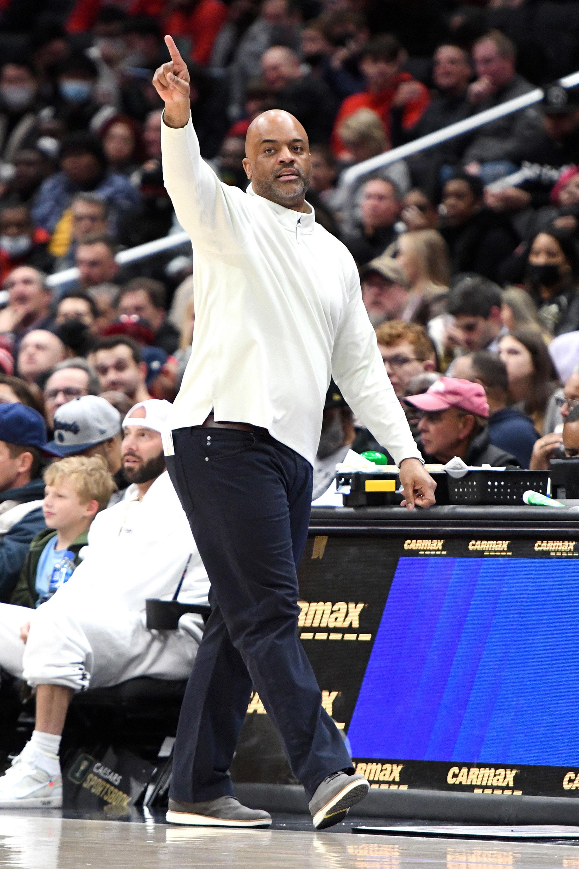 Inside Wes Unseld Jr.'s first season as head coach of the Washington ...