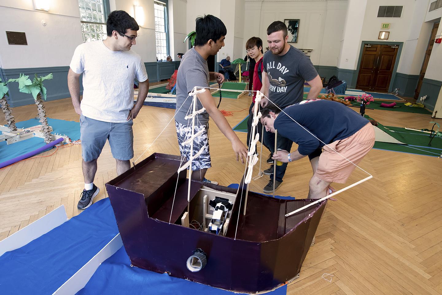 Engineering students build high-tech mini golf course | Hub