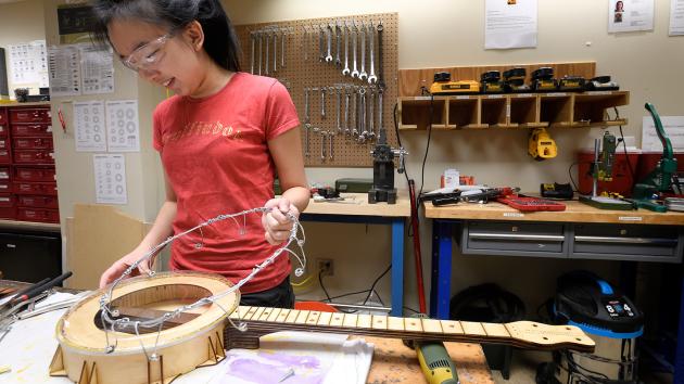Instrumental design: Engineering students build banjos from scratch | Hub